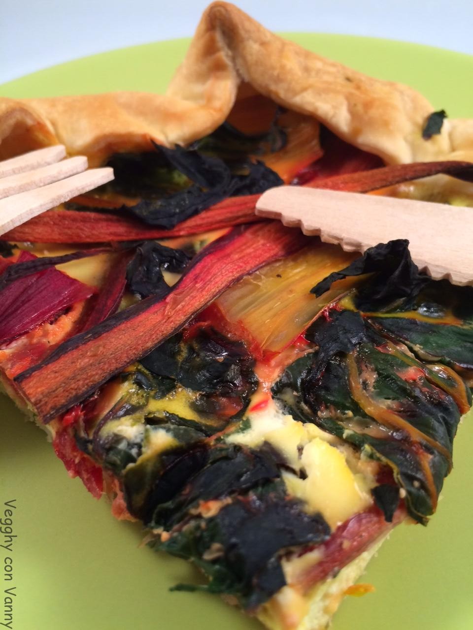 Torta salata di bietole colorate – Vegghy con Vanny